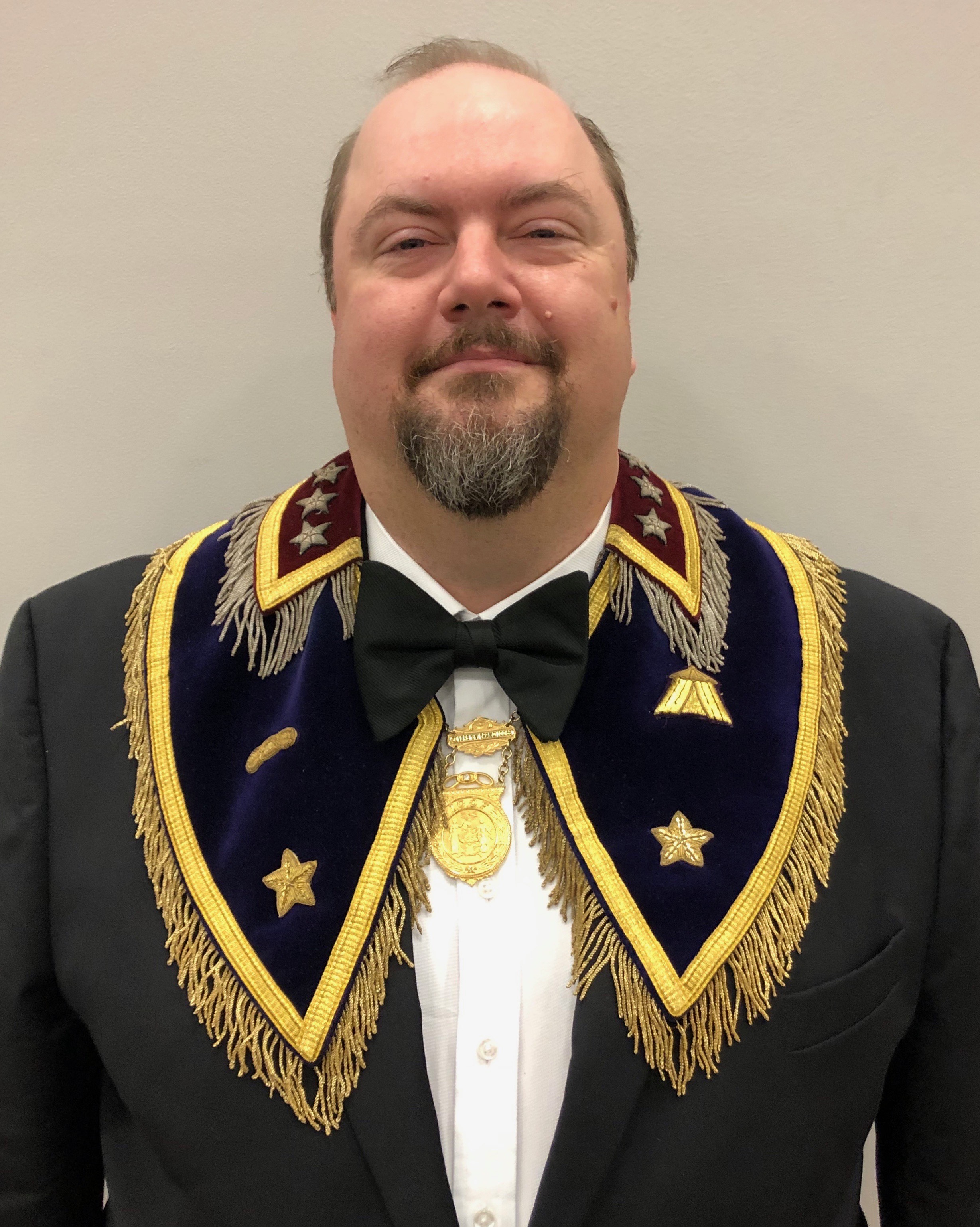 Hosts – The Three Links Odd Cast